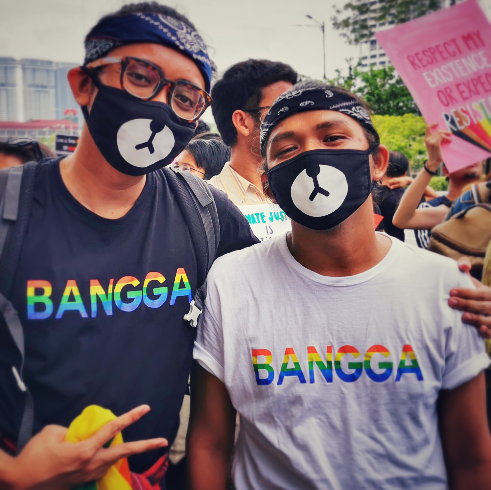The Most Creative Rainbow Placards We Spotted at #WomensMarchMY ...